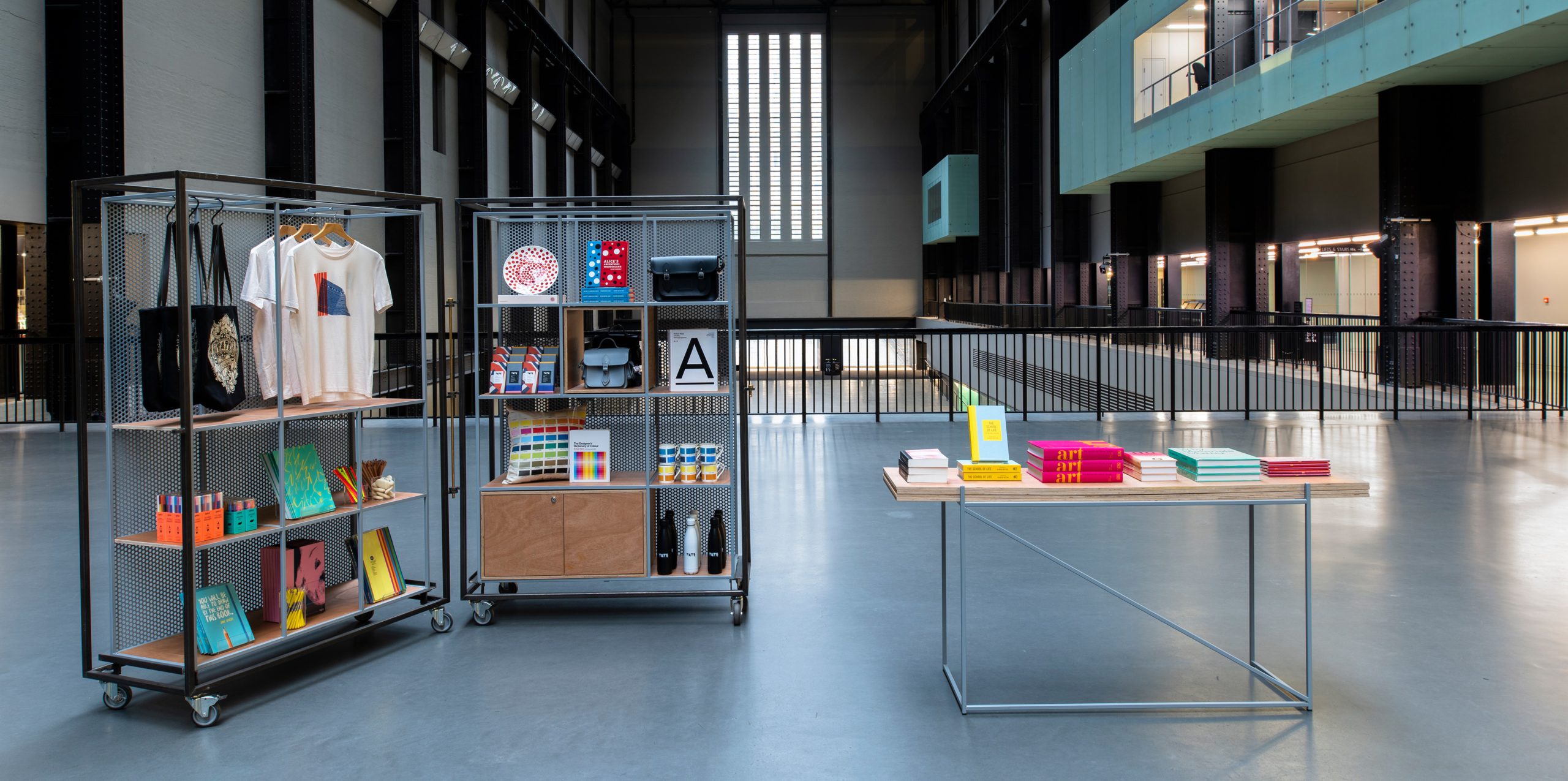 테이트 모던, 이동하는 기프트숍 - Designflux 2.0